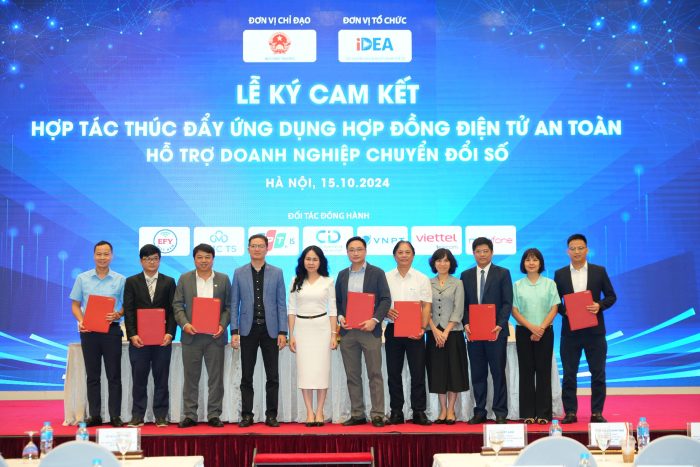 FPT IS accompanies the Ministry of Industry and Trade to promote ...