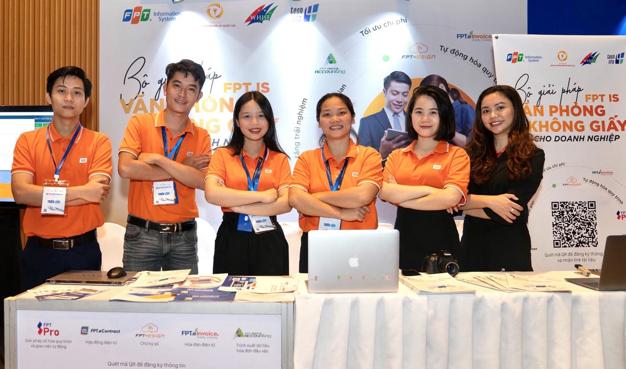 FPT IS discusses "know-hows" to help companies accelerate digital transformation at Tech4life ...