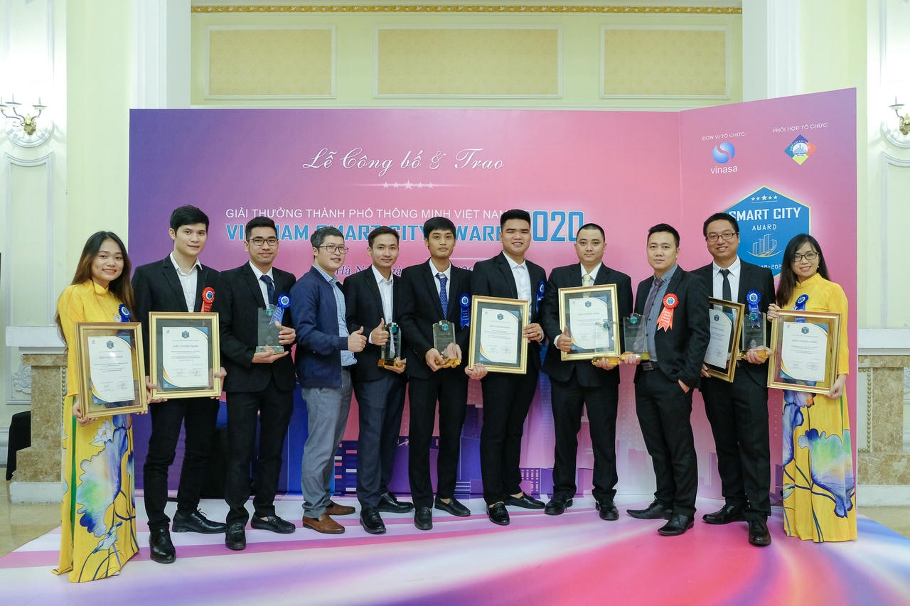 FPT IS makes a hit with 9 Smart City awards in 2020 - FPT IS - EN