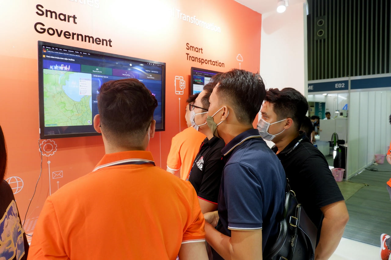 FPT IS presents on the overall picture of Smart City at Smart City Asia 2022 - FPT IS - EN