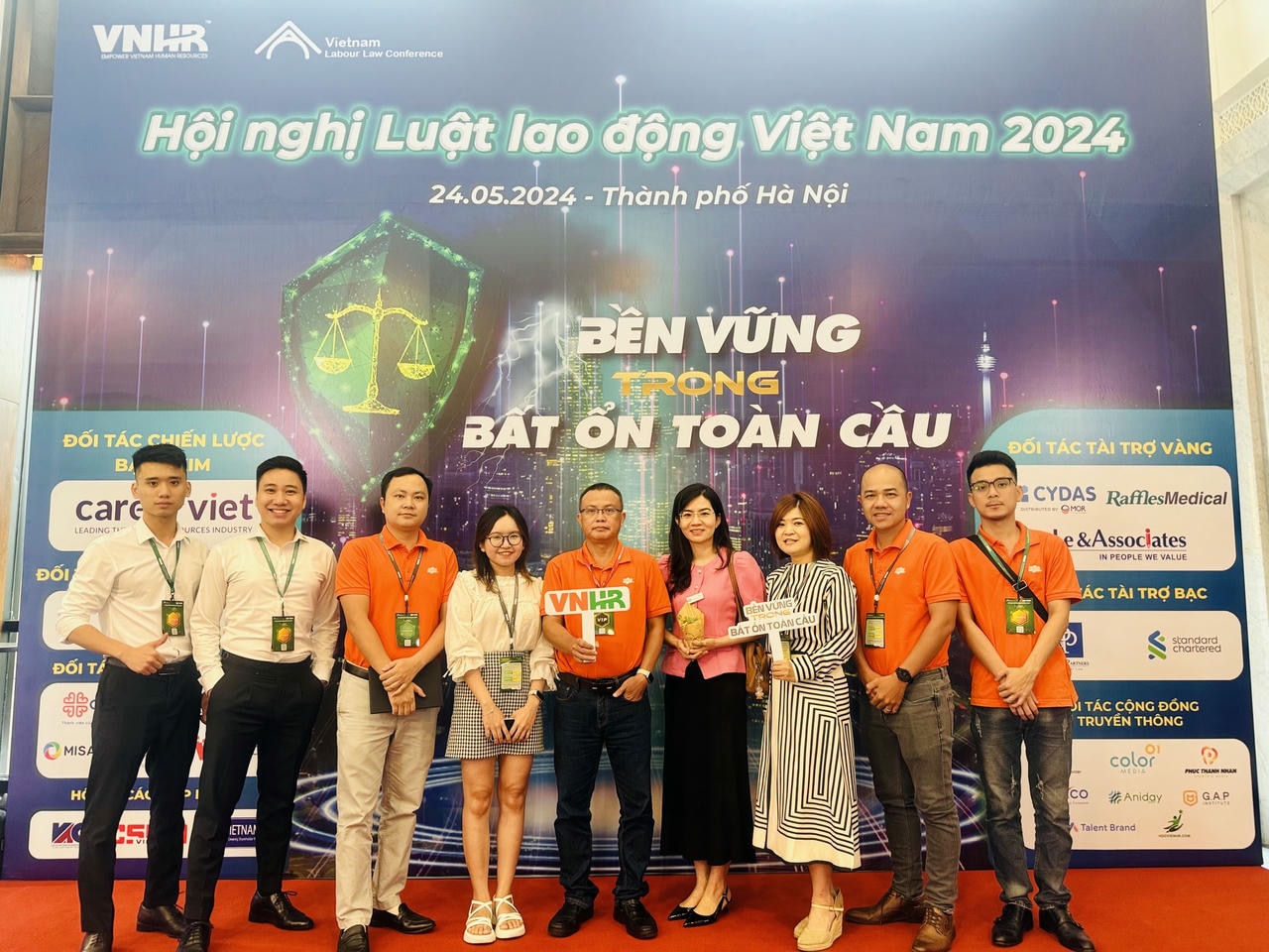 FPT IS presents digital ecosystem to create a happy workplace - FPT IS - EN